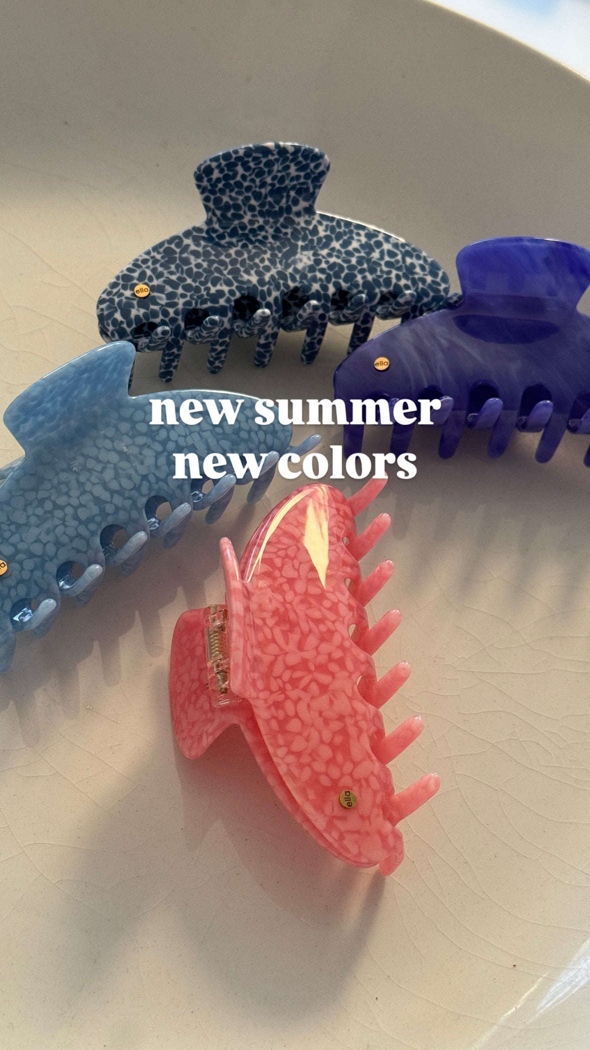 Handykette iPhone 12 aus Leder zum wechseln für dein iPhone ella cases