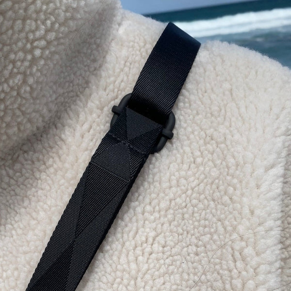 Handykette iPhone 12 aus Leder zum wechseln für dein iPhone ella cases